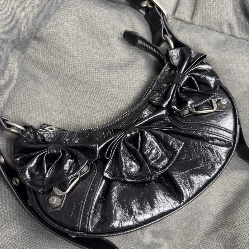 High accuracy Balenciaga Peach Blossom Black Crackle Half-Moon Dumpling Bag