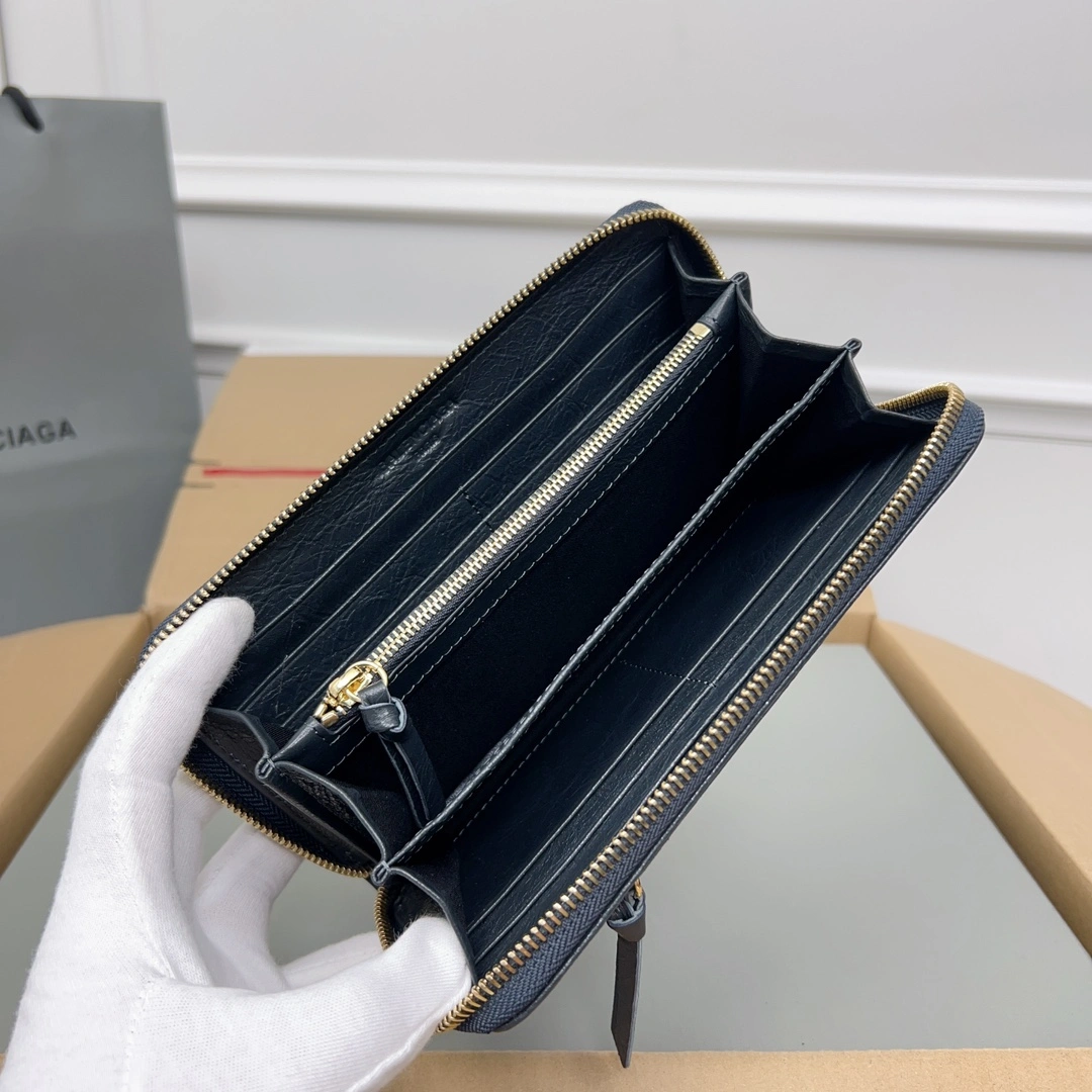 Discounted Balenciaga Retro Gray Sheepskin Motorcycle Wallet with Heart Zipper