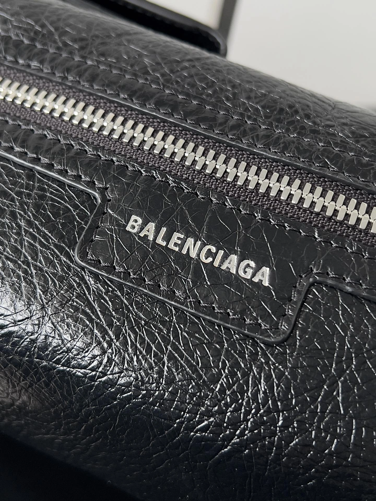 Accurate model Balenciaga Retro Lambskin Multi-Functional Shoulder Tote Bag