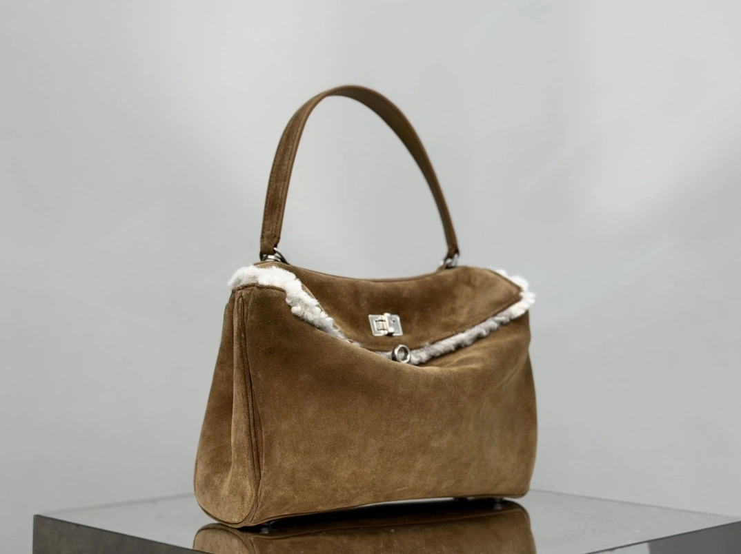 Legit Balenciaga Rodeo Chic Suede Handbag - Autumn Winter 2024