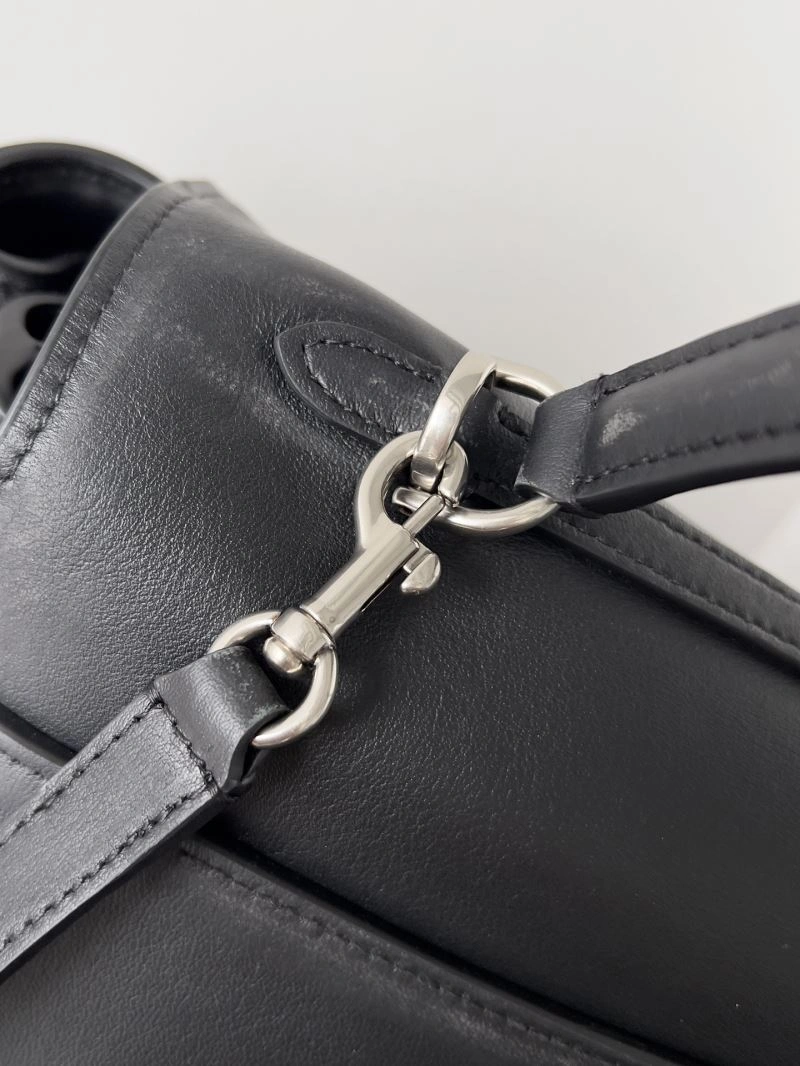 Top match Balenciaga Rodeo Drive Oversized Soft Luxe Tote Bag