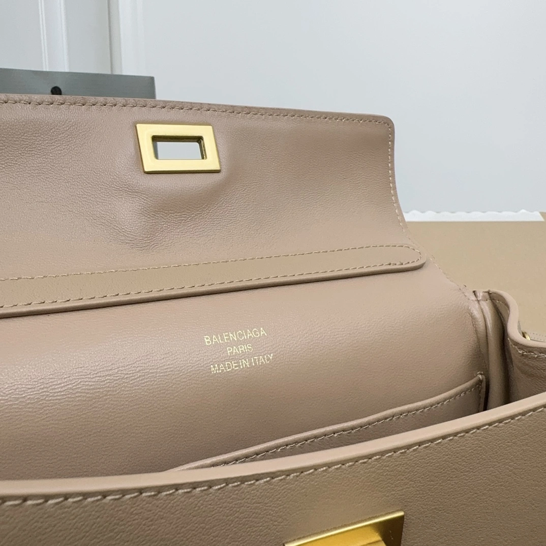 Precise copy Balenciaga Rodeo Drive Soft Oversized Luxury Bag