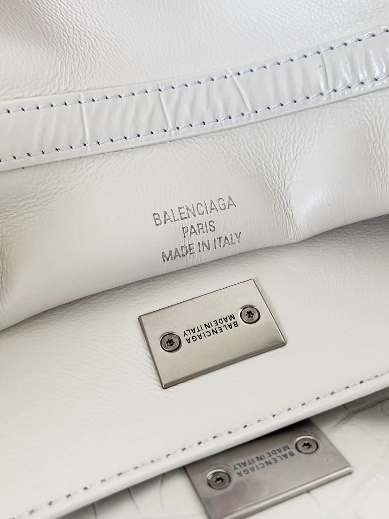 Value-priced Balenciaga Rodeo Luxe Oversized Soft Bag