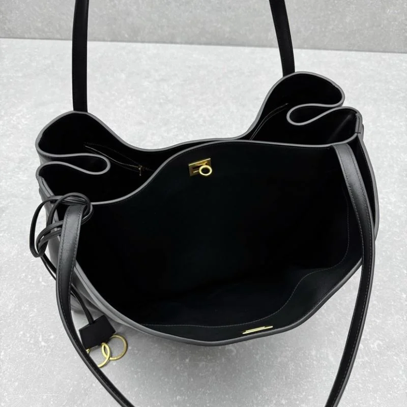 High fidelity Balenciaga Rodeo Minimalist Open-Top Tote Bag