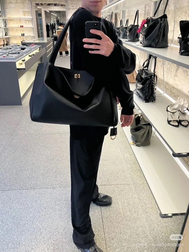 High fidelity Balenciaga Rodeo Minimalist Open-Top Tote Bag