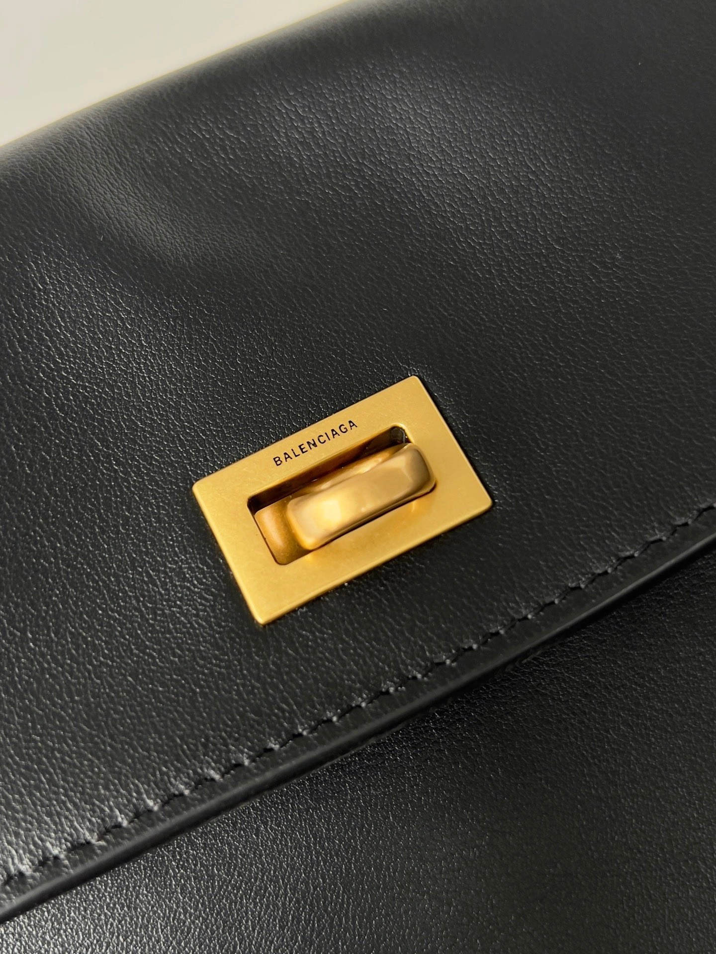 1:1 copy Balenciaga Rodeo Soft Luxe Oversized Bag - Black Gold Edition
