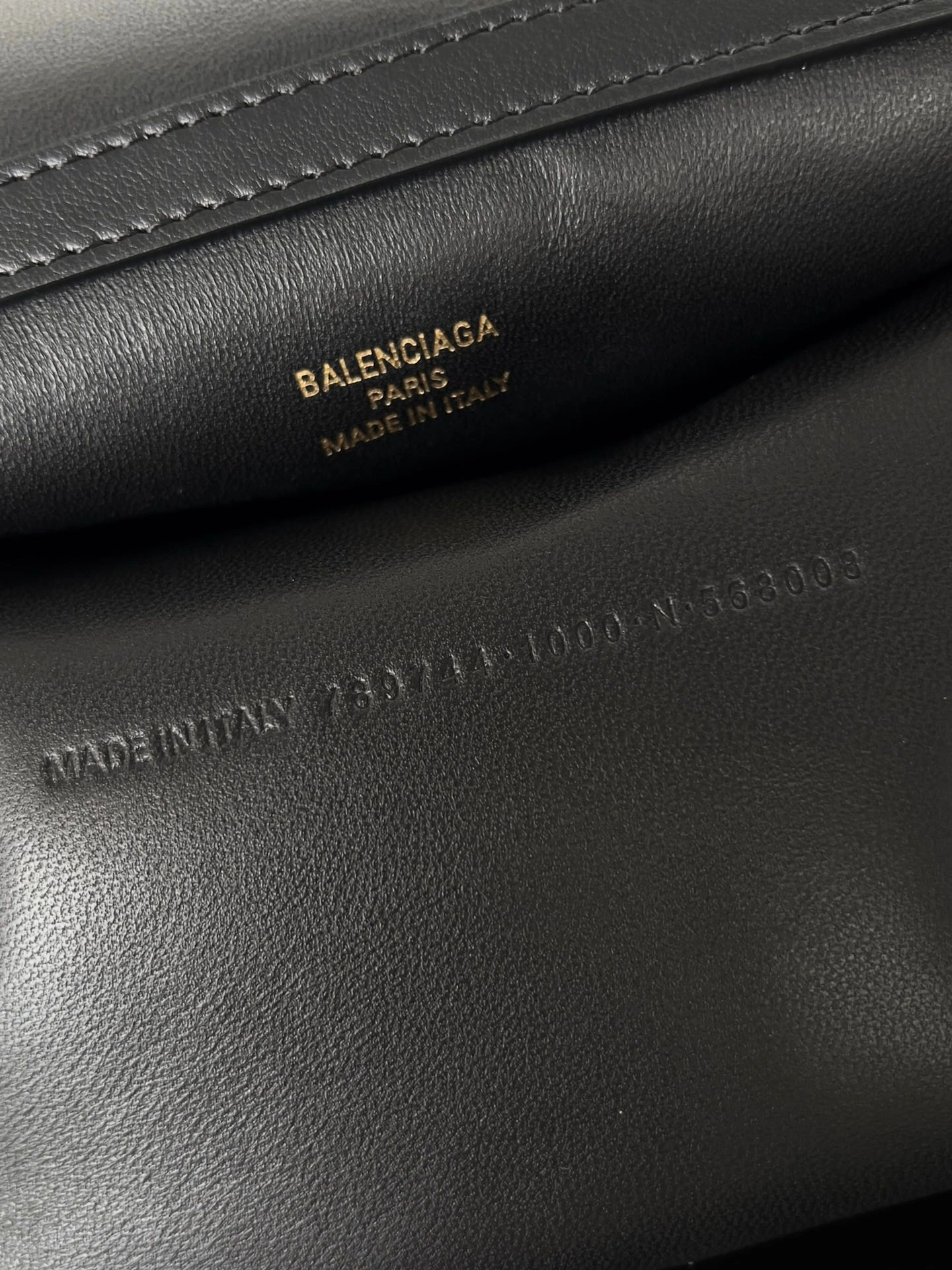 1:1 copy Balenciaga Rodeo Soft Luxe Oversized Bag - Black Gold Edition
