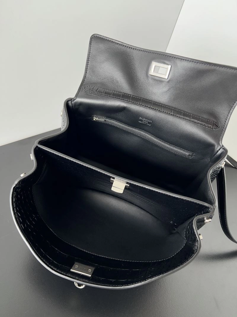 Budget-friendly Balenciaga Rodeo Soft Oversized Chic Bag - Effortless Luxury
