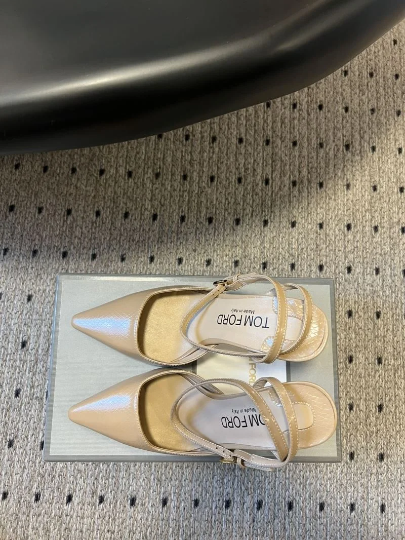 Top match Balenciaga Sandals