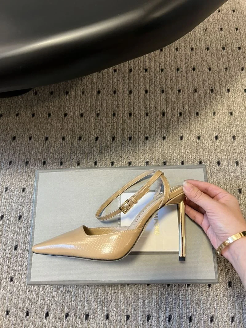 Top match Balenciaga Sandals