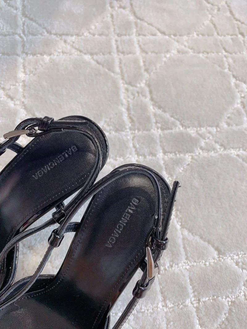 Low-cost Balenciaga Sandals