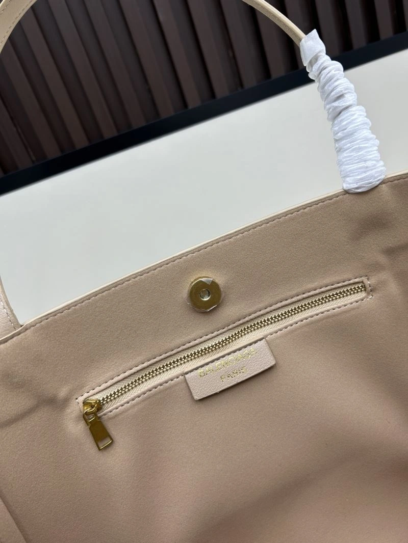 Top match Balenciaga Shopping Bags