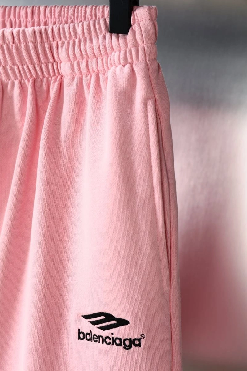 Accurate model Balenciaga Short Pants