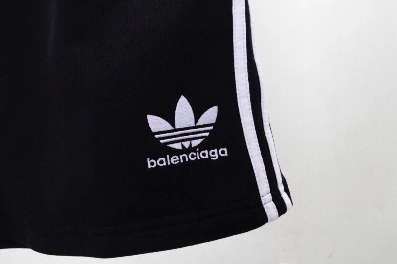 Bargain Balenciaga Short Pants