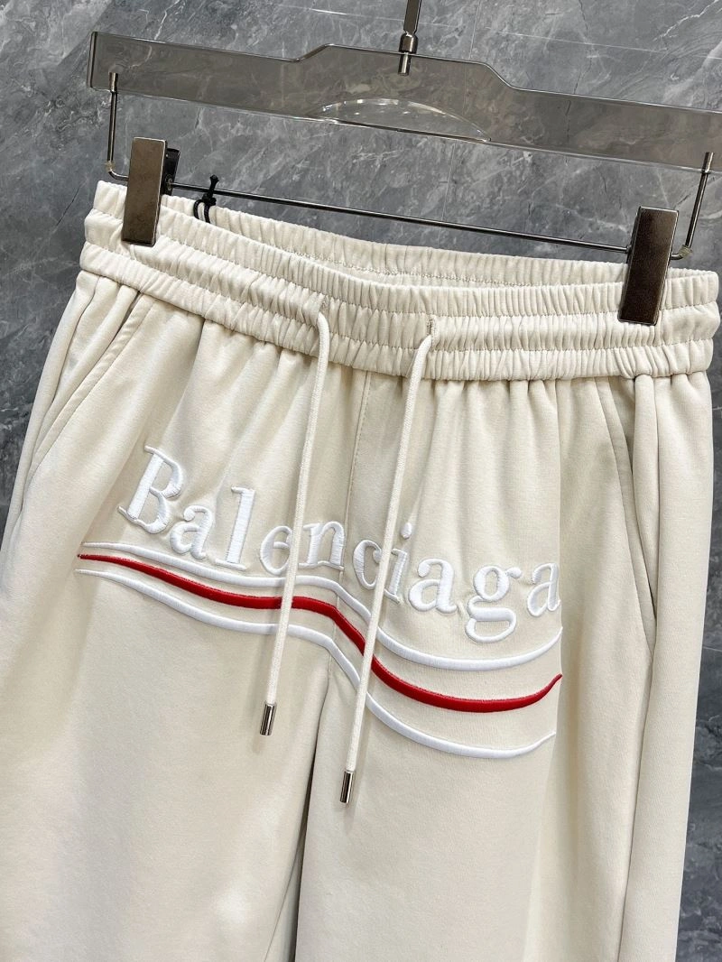 Accurate model Balenciaga Short Pants