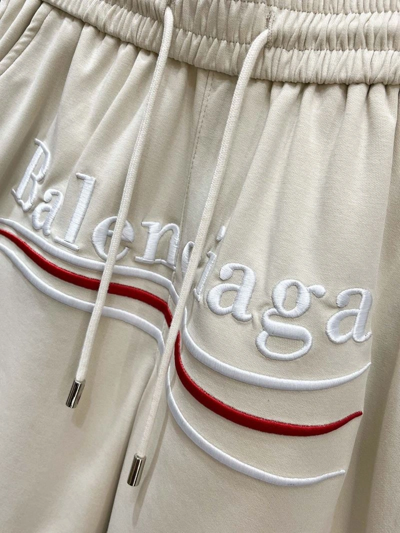 Accurate model Balenciaga Short Pants