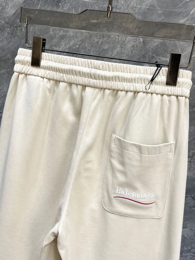 Accurate model Balenciaga Short Pants