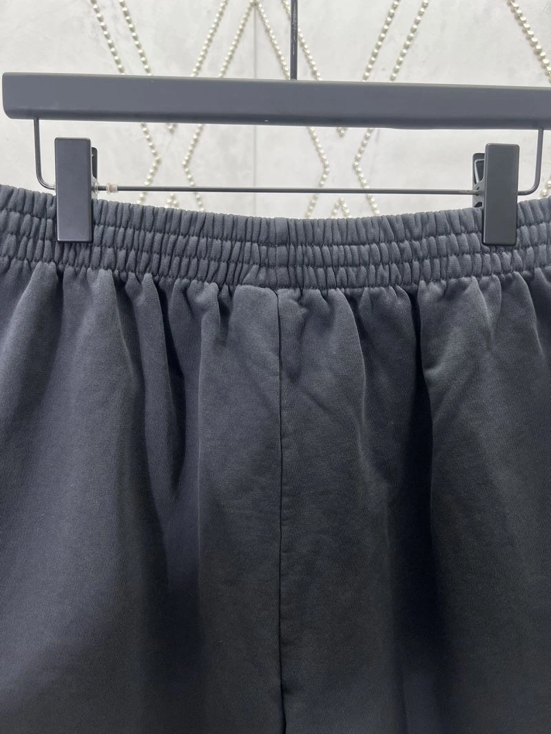 Factory-made Balenciaga Short Pants
