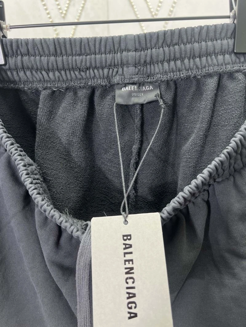 Factory-made Balenciaga Short Pants