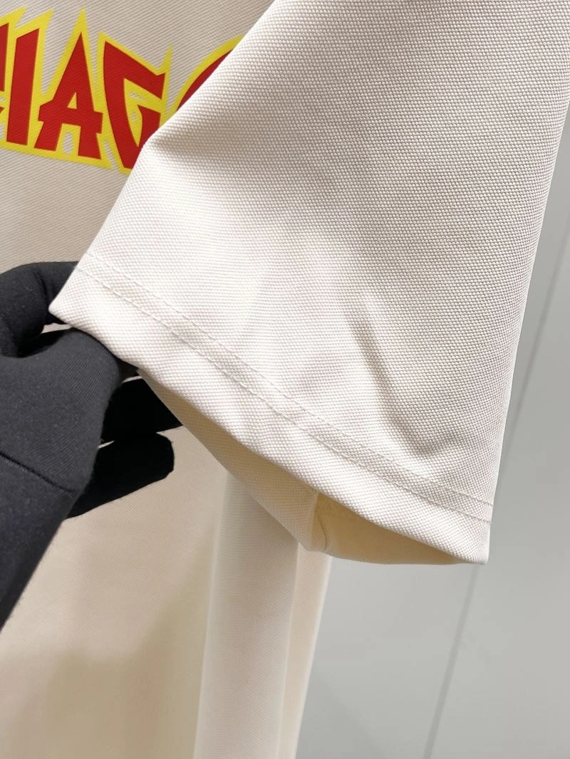 Accurate model Balenciaga Short Suits