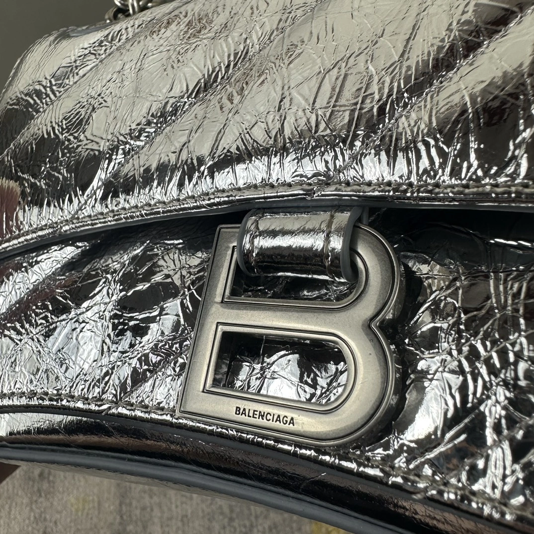 Precise copy Balenciaga Silver Crush Quilted Chain Bag - Stylish and Versatile