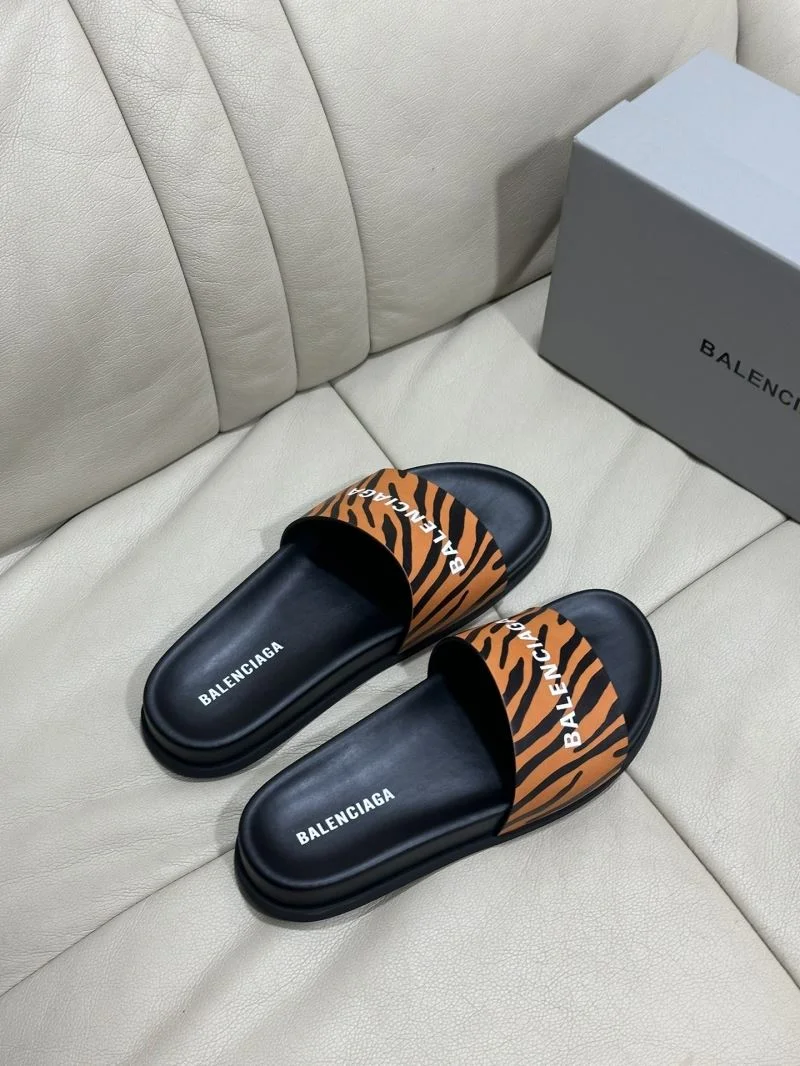 Legit Balenciaga Slippers