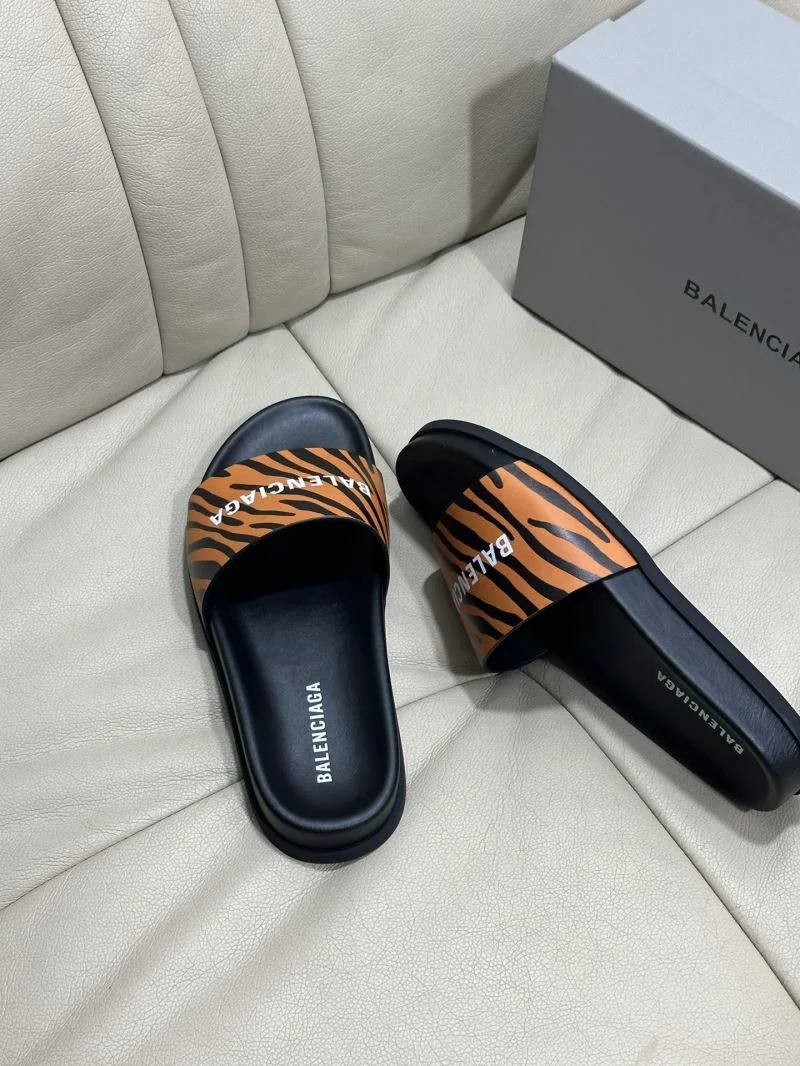 Legit Balenciaga Slippers