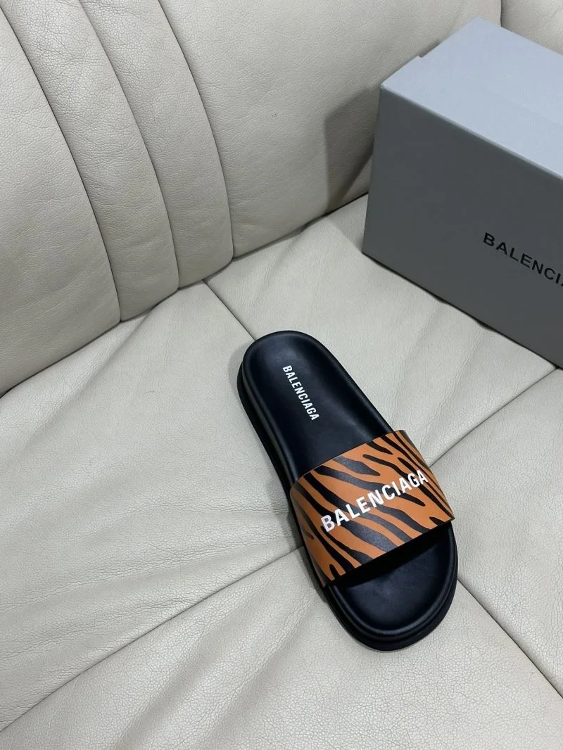Legit Balenciaga Slippers