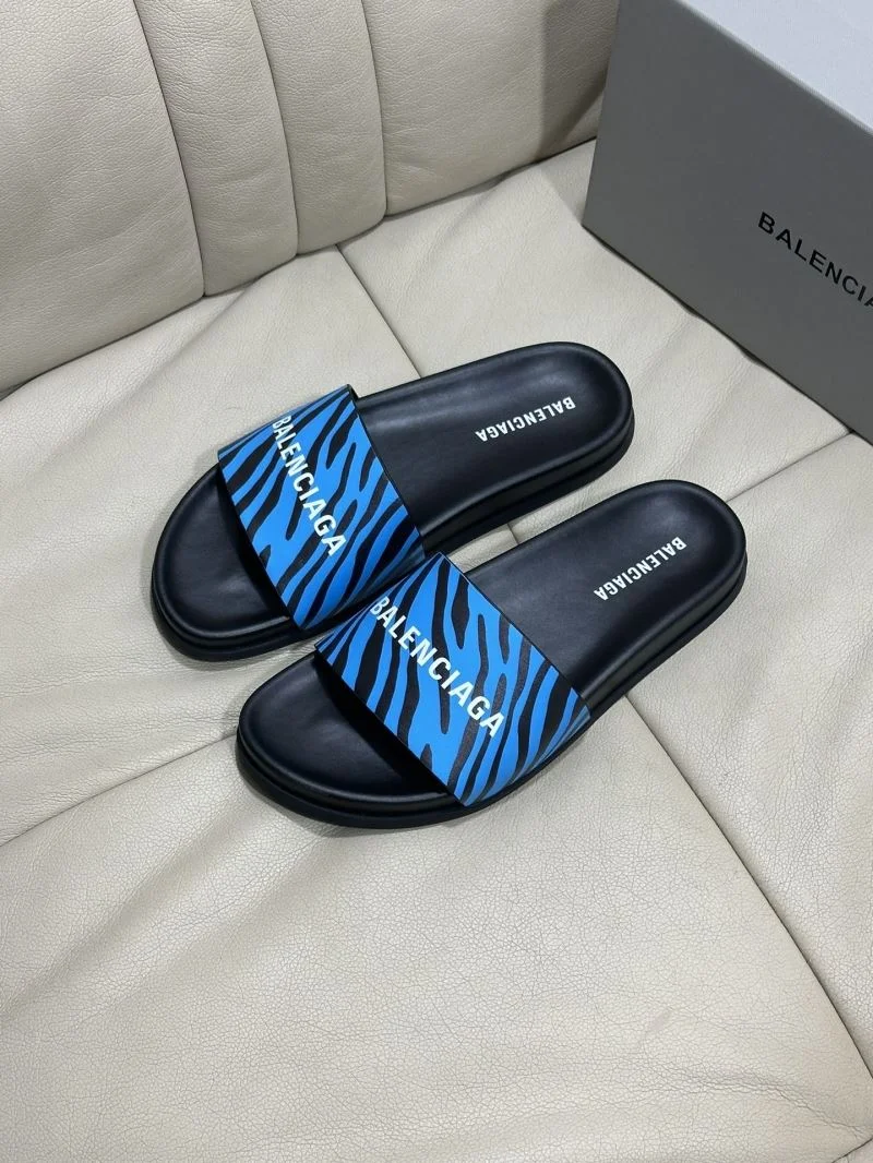 Low-cost Balenciaga Slippers