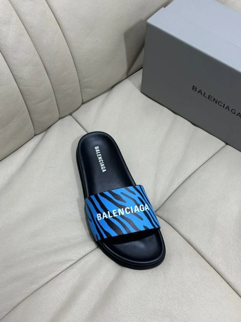 Low-cost Balenciaga Slippers
