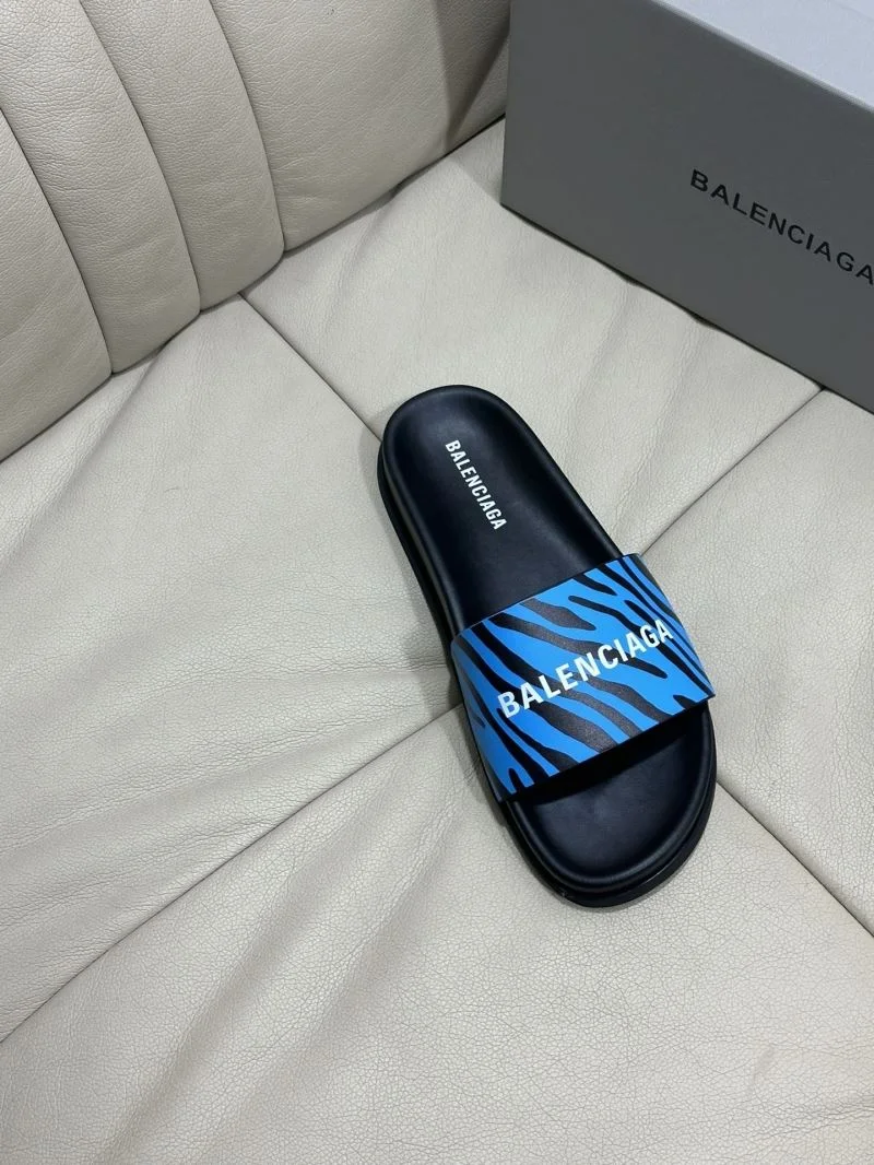 Low-cost Balenciaga Slippers