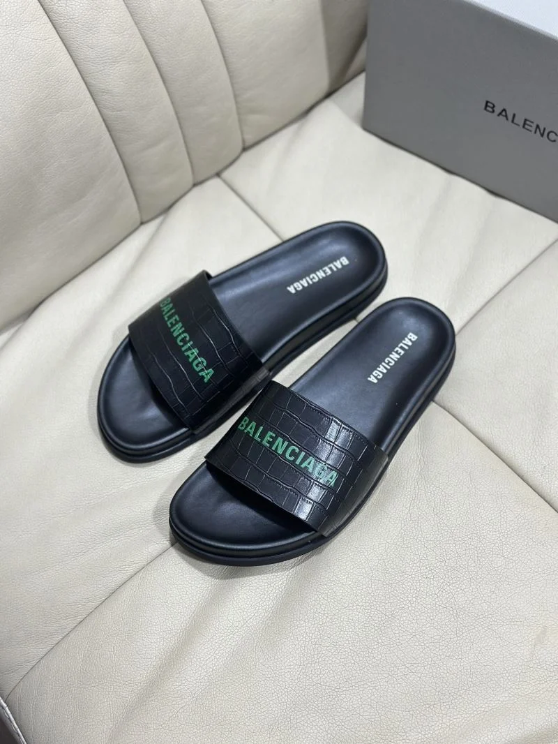 Low-cost Balenciaga Slippers
