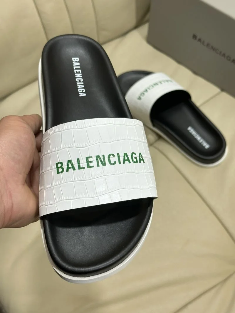 Legit Balenciaga Slippers