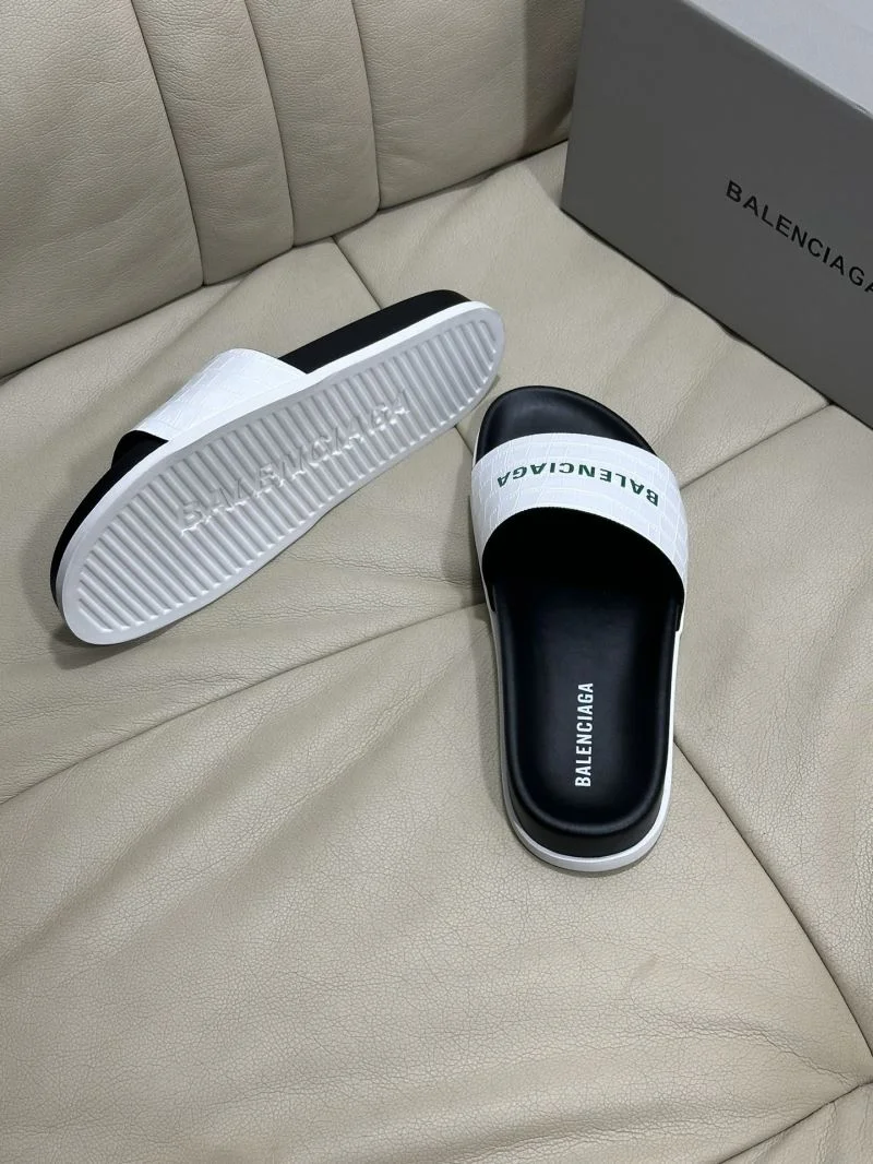 Legit Balenciaga Slippers