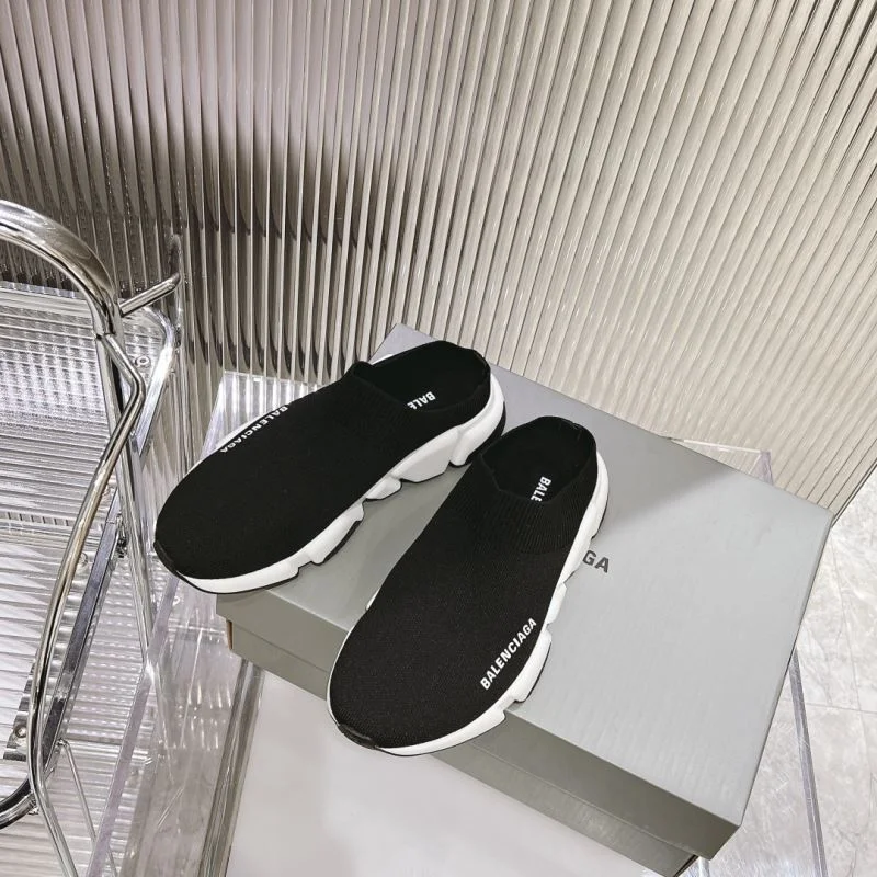 Low-cost Balenciaga Slippers