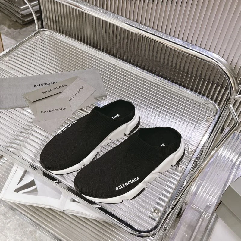 Low-cost Balenciaga Slippers
