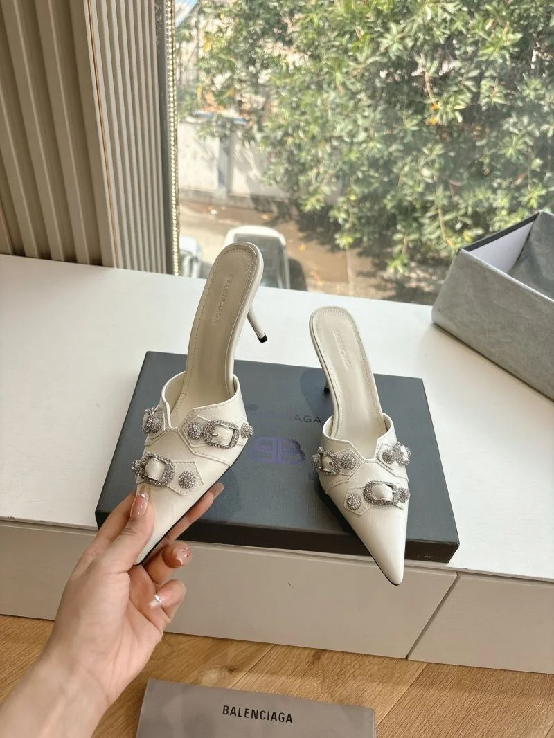 Bargain Balenciaga Slippers