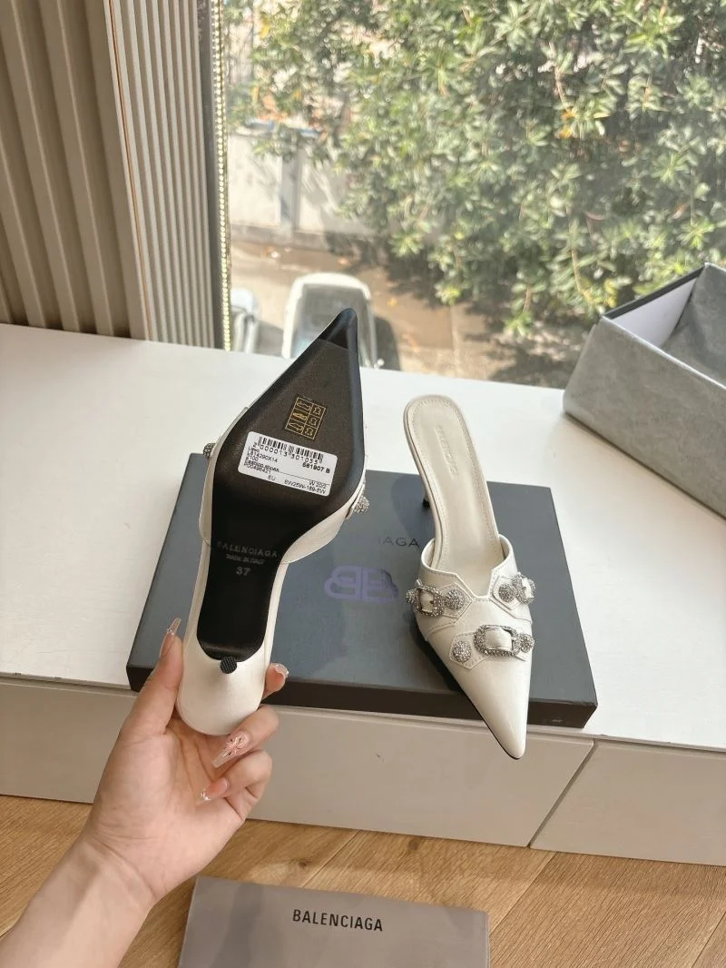 Bargain Balenciaga Slippers