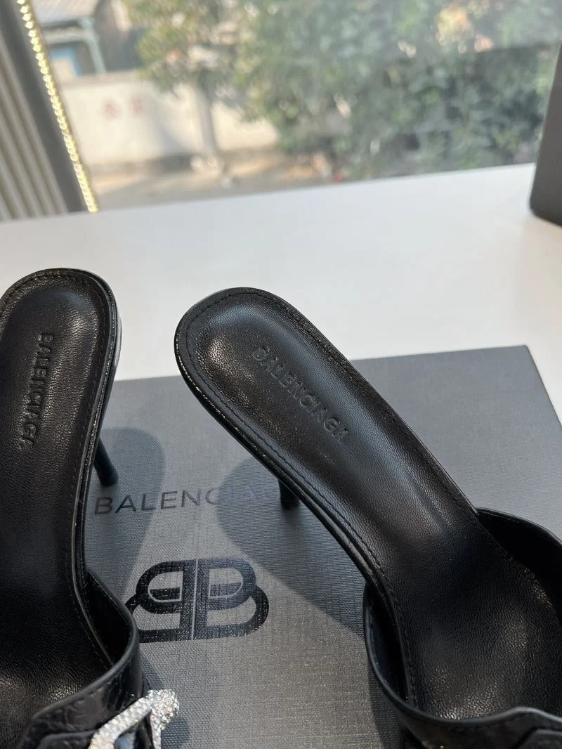 Factory-made Balenciaga Slippers
