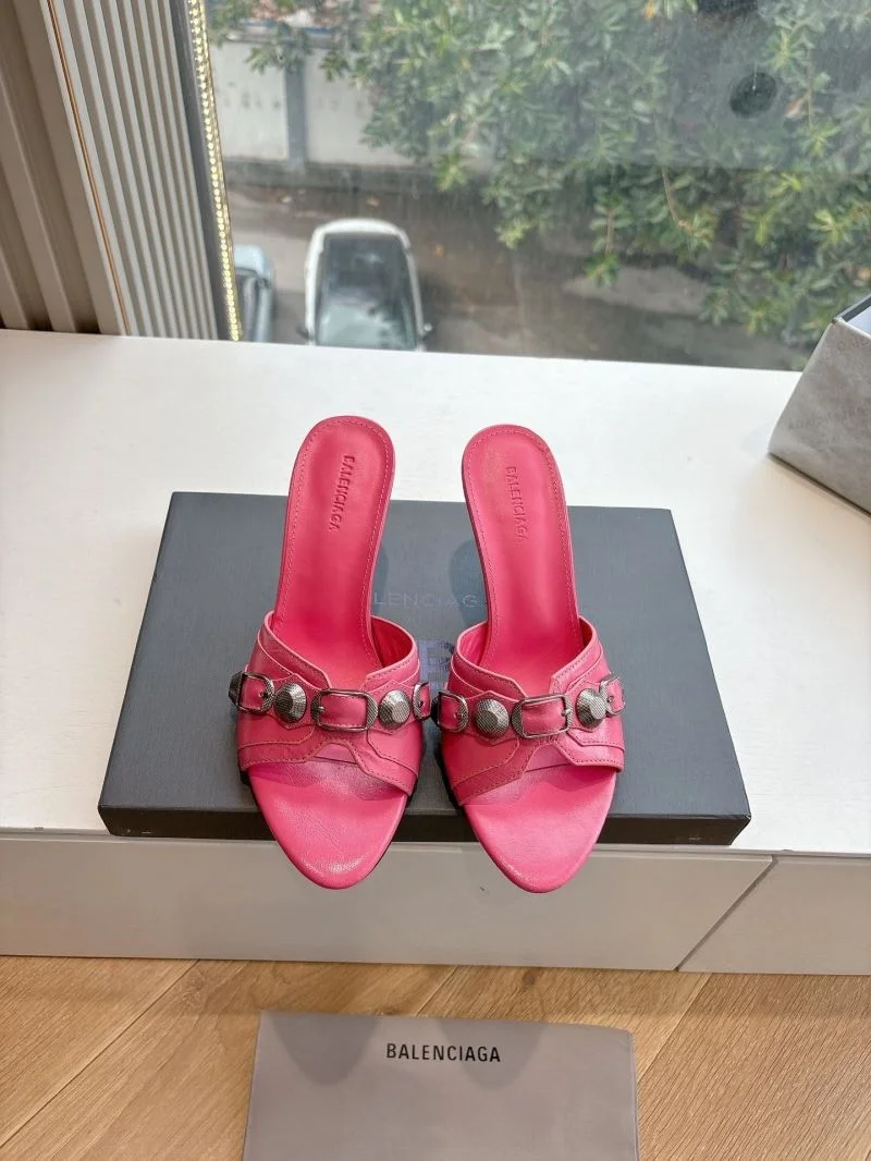 Inexpensive Balenciaga Slippers