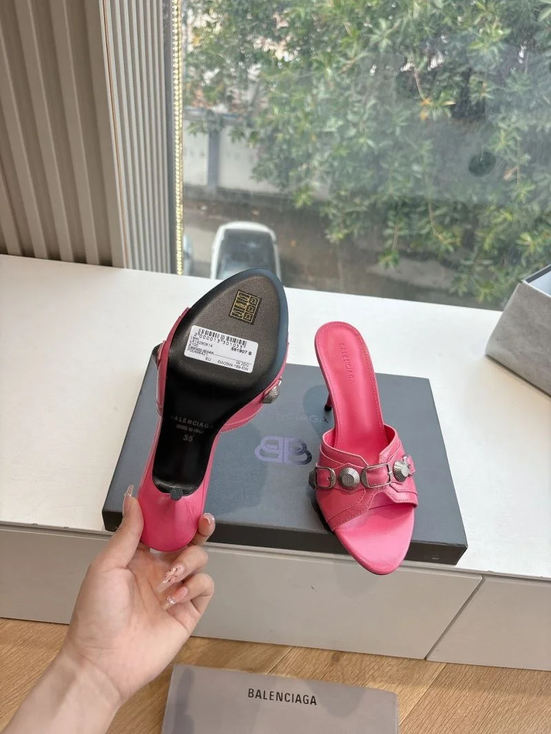 Inexpensive Balenciaga Slippers