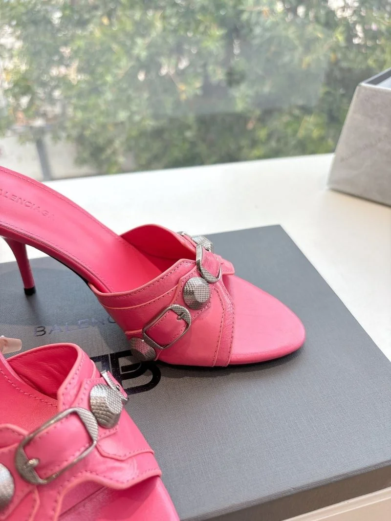 Inexpensive Balenciaga Slippers