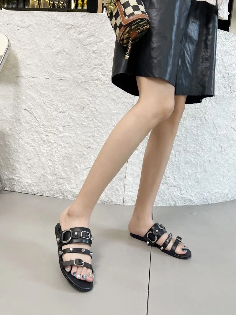 Discounted Balenciaga Slippers