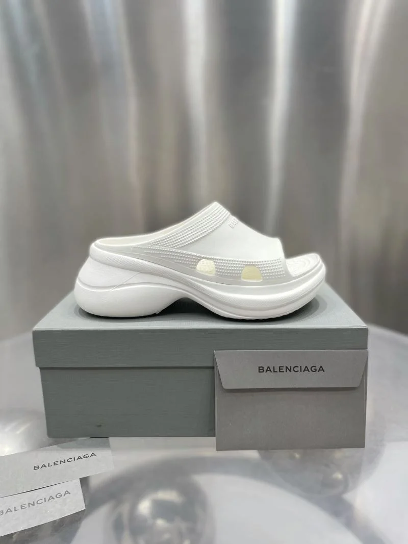 Balenciaga Slippers
