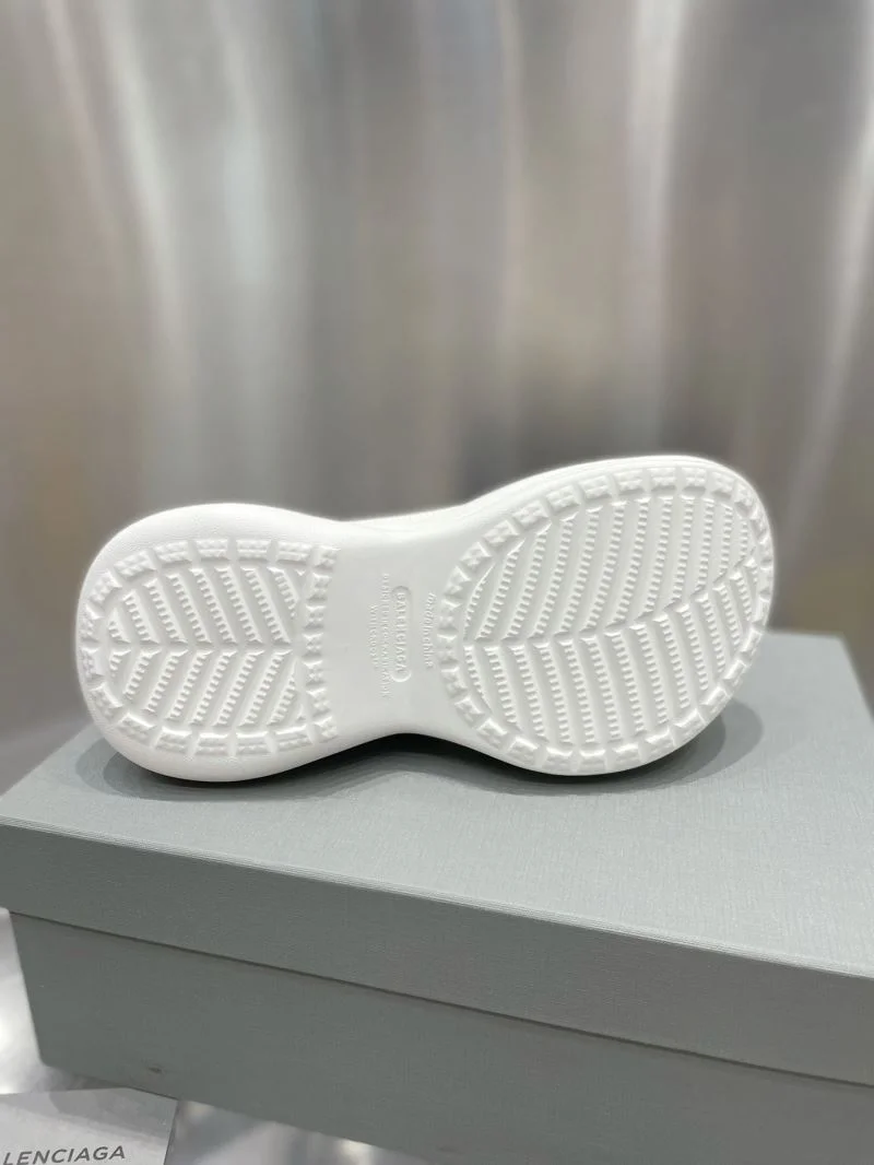 Bargain Balenciaga Slippers