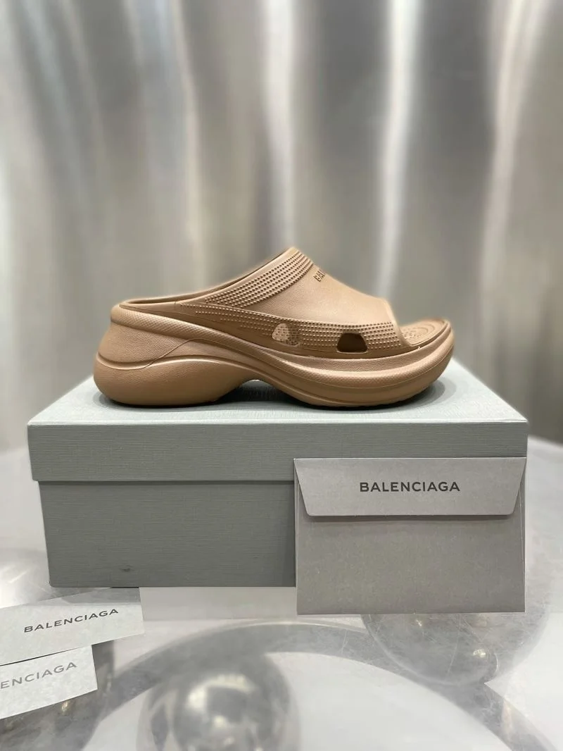 Balenciaga Slippers