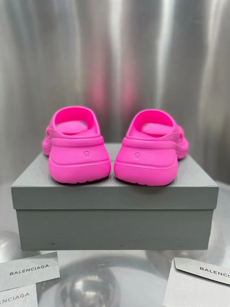 Exact replica Balenciaga Slippers
