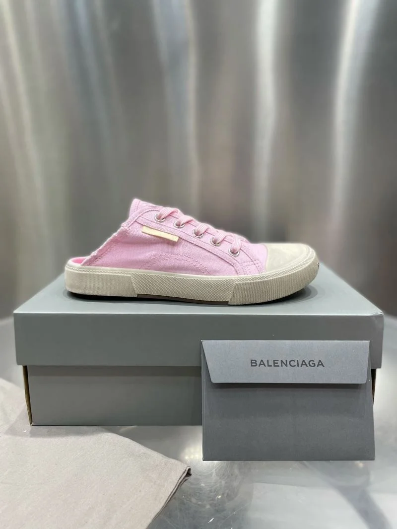 Balenciaga Slippers