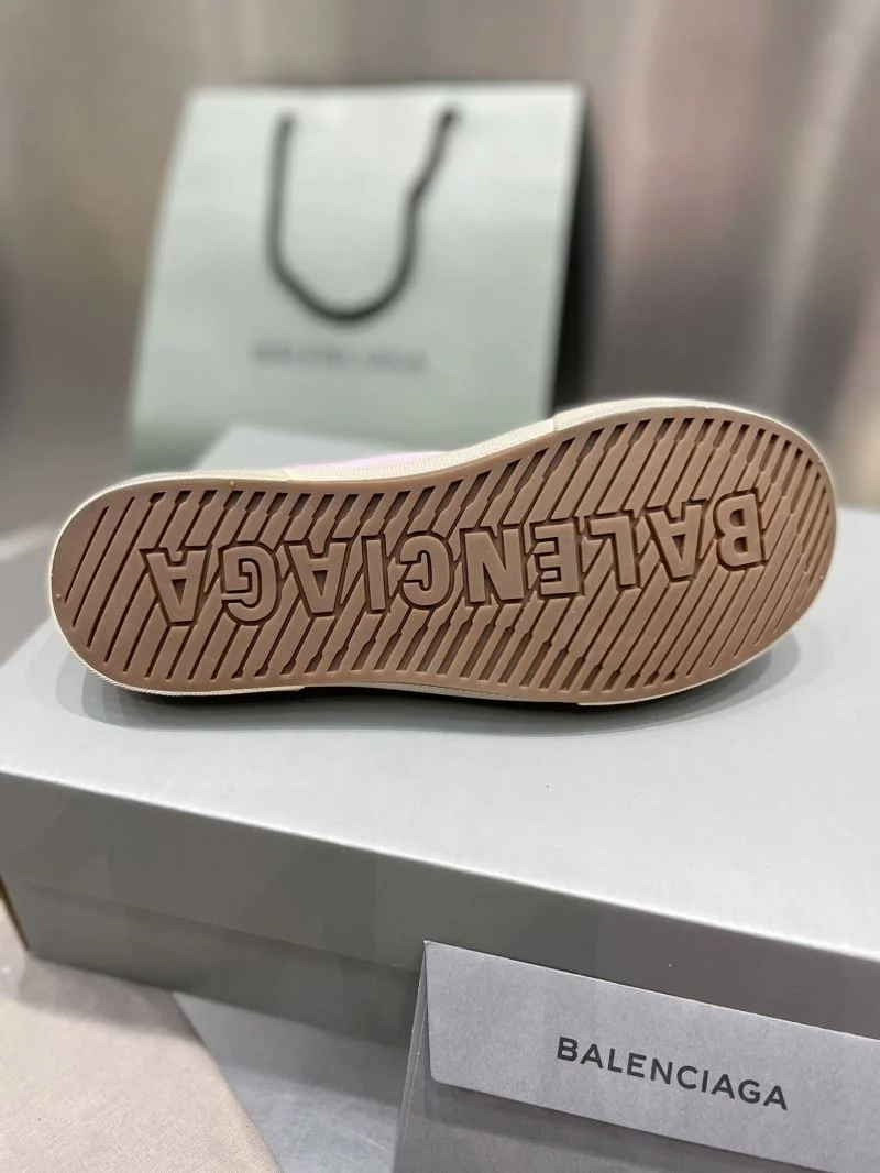 Value-priced Balenciaga Slippers