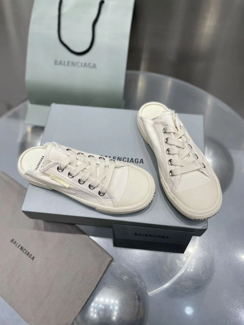 Brand-authenticated Balenciaga Slippers